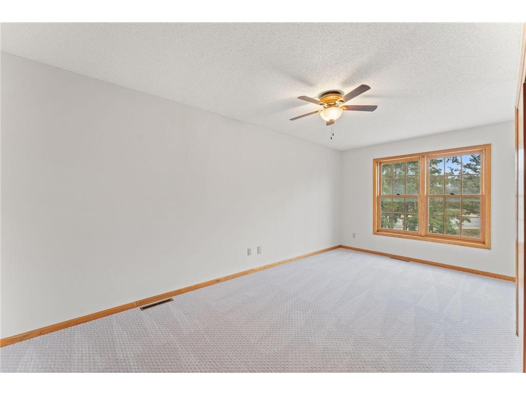 18504 Peach Tree Court, Minnetonka, MN, 55345 | MLS: 6757821 | Edina Realty