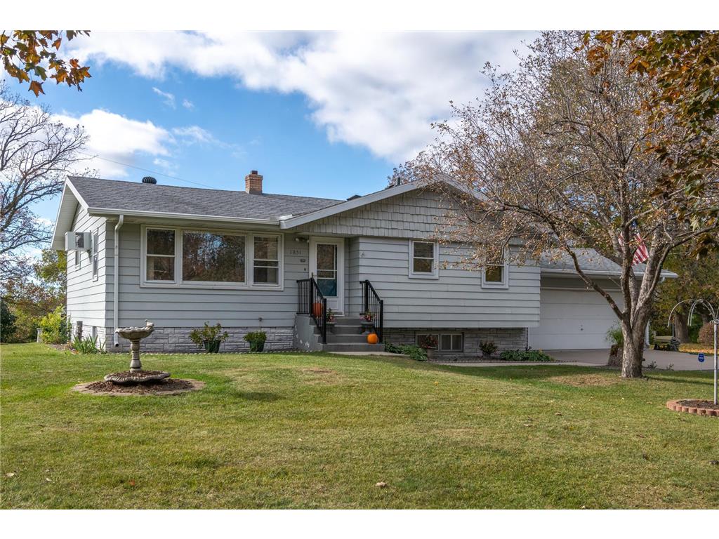 1851 Oak Road, Saint Cloud, MN, 56303 | MLS: 6273145 | Edina Realty