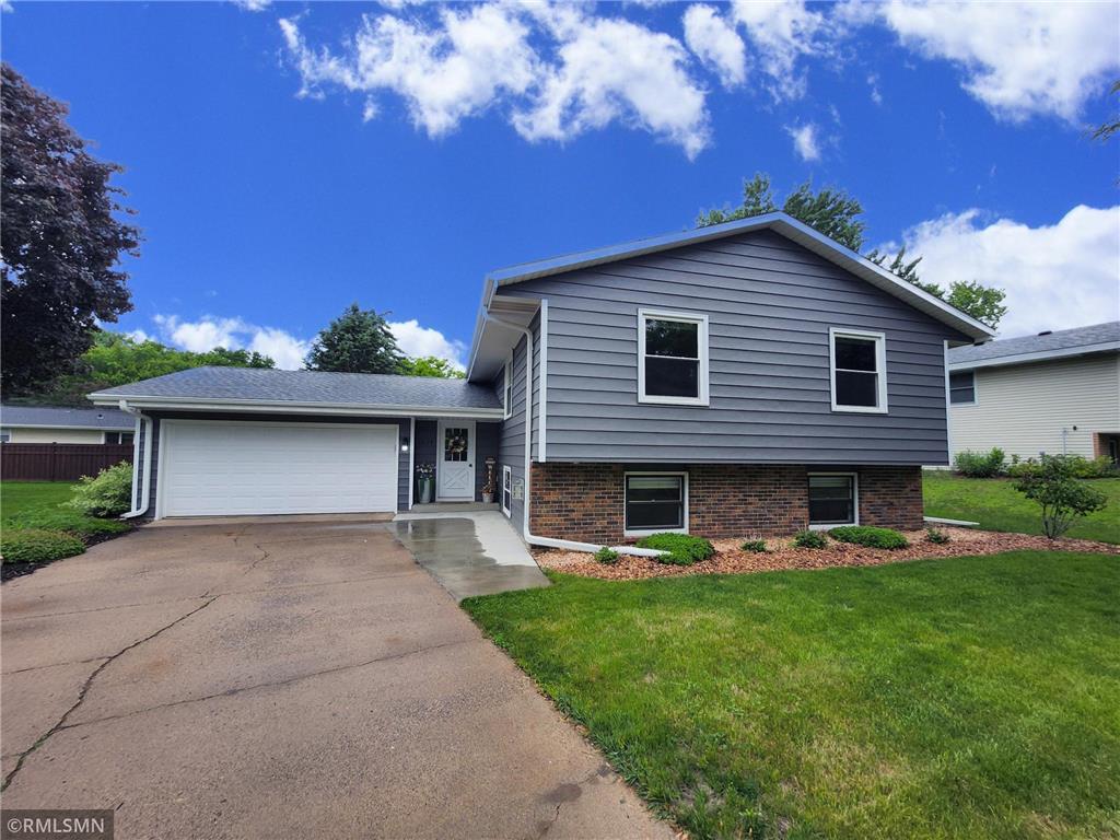 1879 Carol Lane, West Saint Paul, MN, 55118 | MLS: 6727704 | Edina Realty