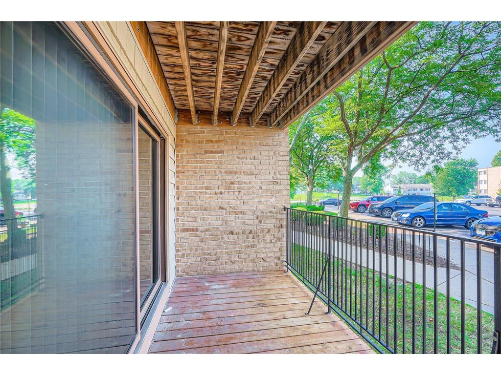 1887 Silver Bell Road #103, Eagan, MN, 55122 | MLS: 6762175 | Edina Realty