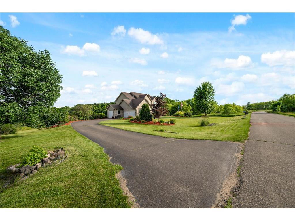 18979 Silo Court, Franconia Twp, MN, 55074 | MLS: 6542620 | Edina Realty