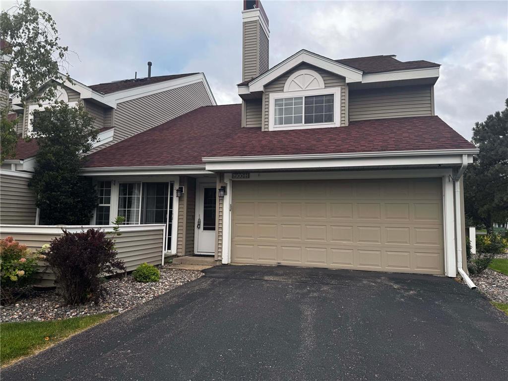 1900 Shenandoah Court #H, Plymouth, MN, 55447 | MLS: 6782165 | Edina Realty
