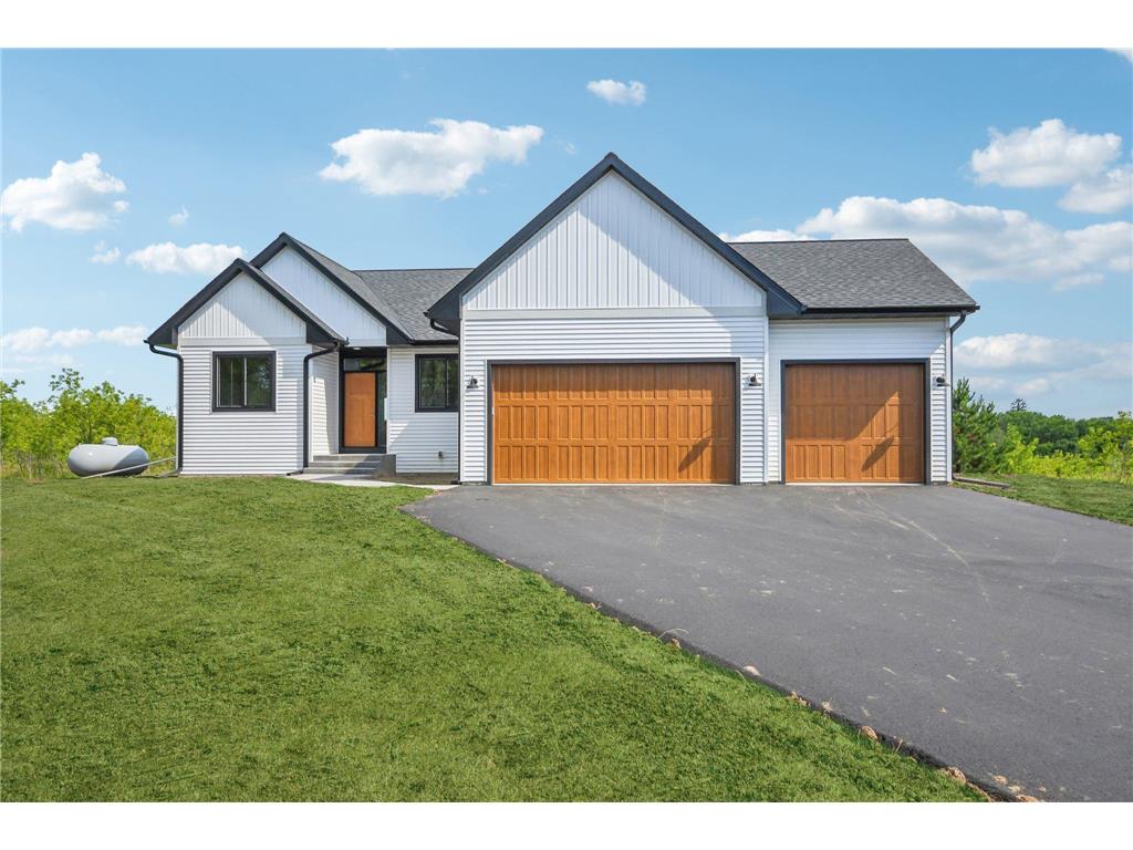 19026 Silo Court, Shafer, MN, 55074 | MLS: 6595806 | Edina Realty