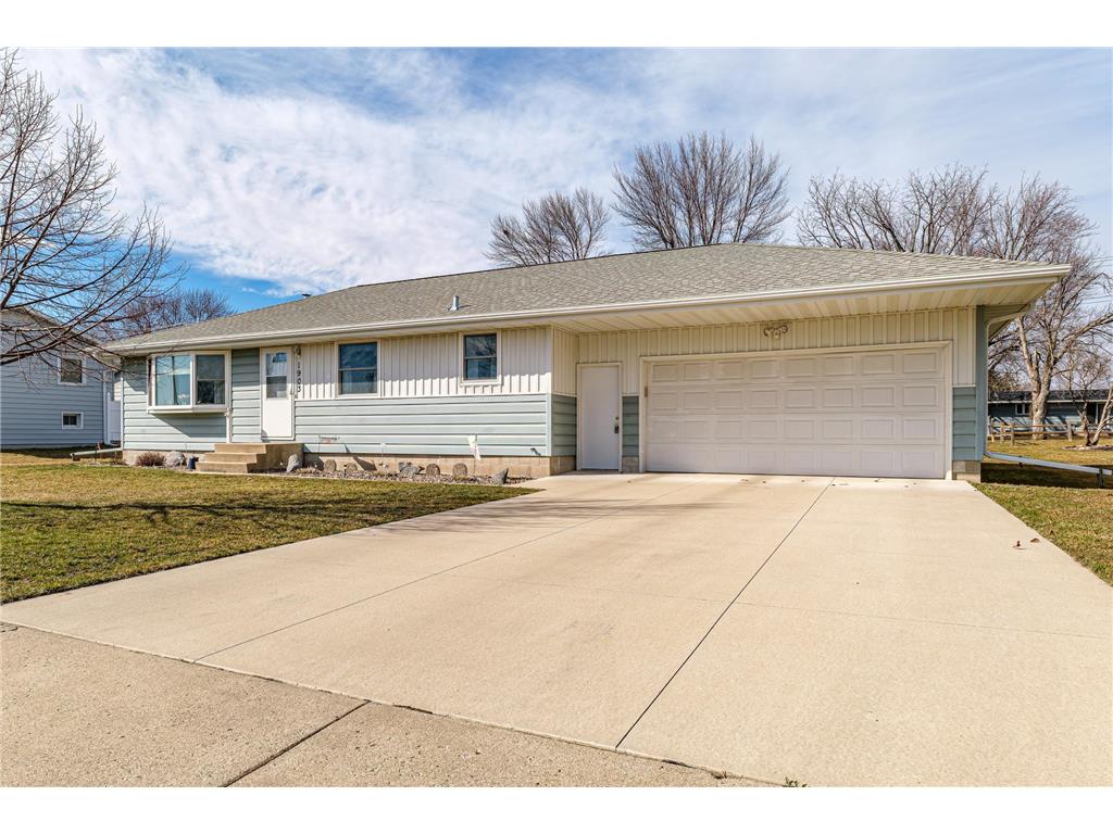 1903 14th Street E, Glencoe, MN, 55336 | MLS: 6477879 | Edina Realty