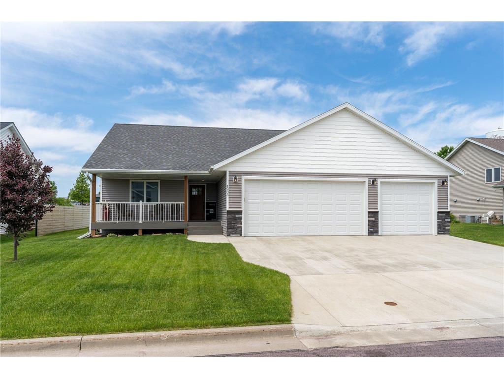 1903 Rock Ridge Lane, Saint Peter, MN, 56082 | MLS: 6539897 | Edina Realty