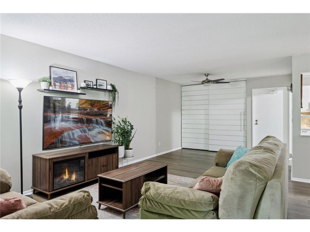 1903 Silver Bell Road #314, Eagan, MN, 55122 | MLS: 6702730 | Edina Realty