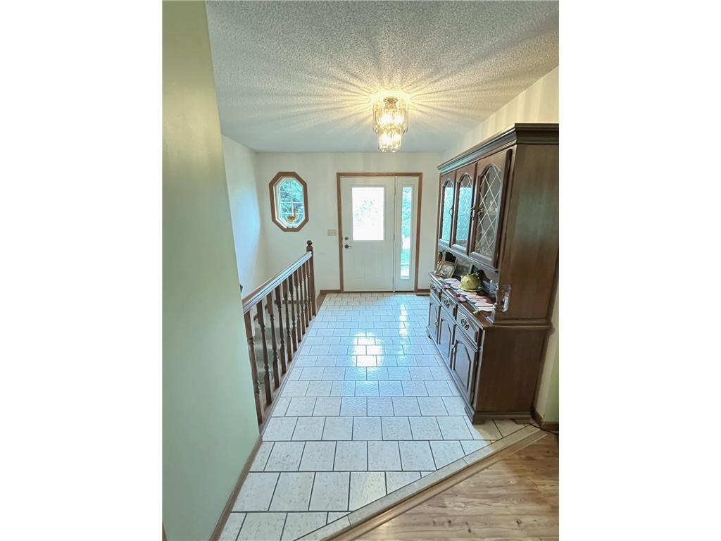 19080 Eidelweiss Street NW, Oak Grove, MN, 55011 | MLS: 6755946 | Edina ...