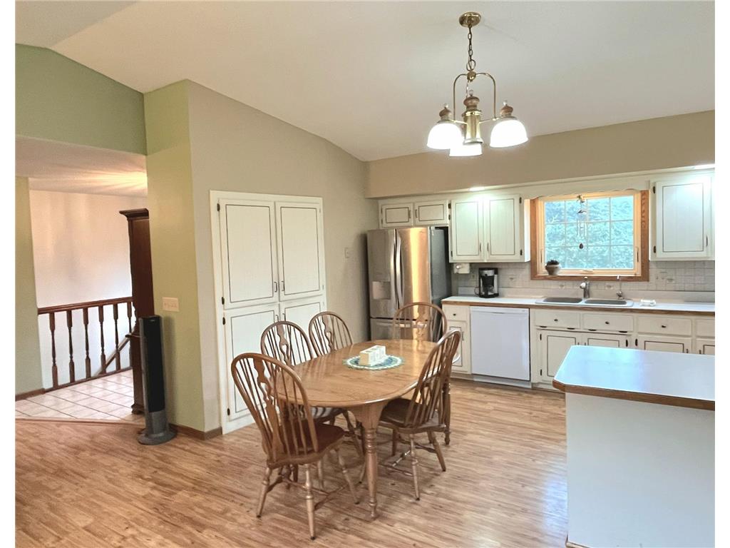 19080 Eidelweiss Street NW, Oak Grove, MN, 55011 | MLS: 6755946 | Edina ...