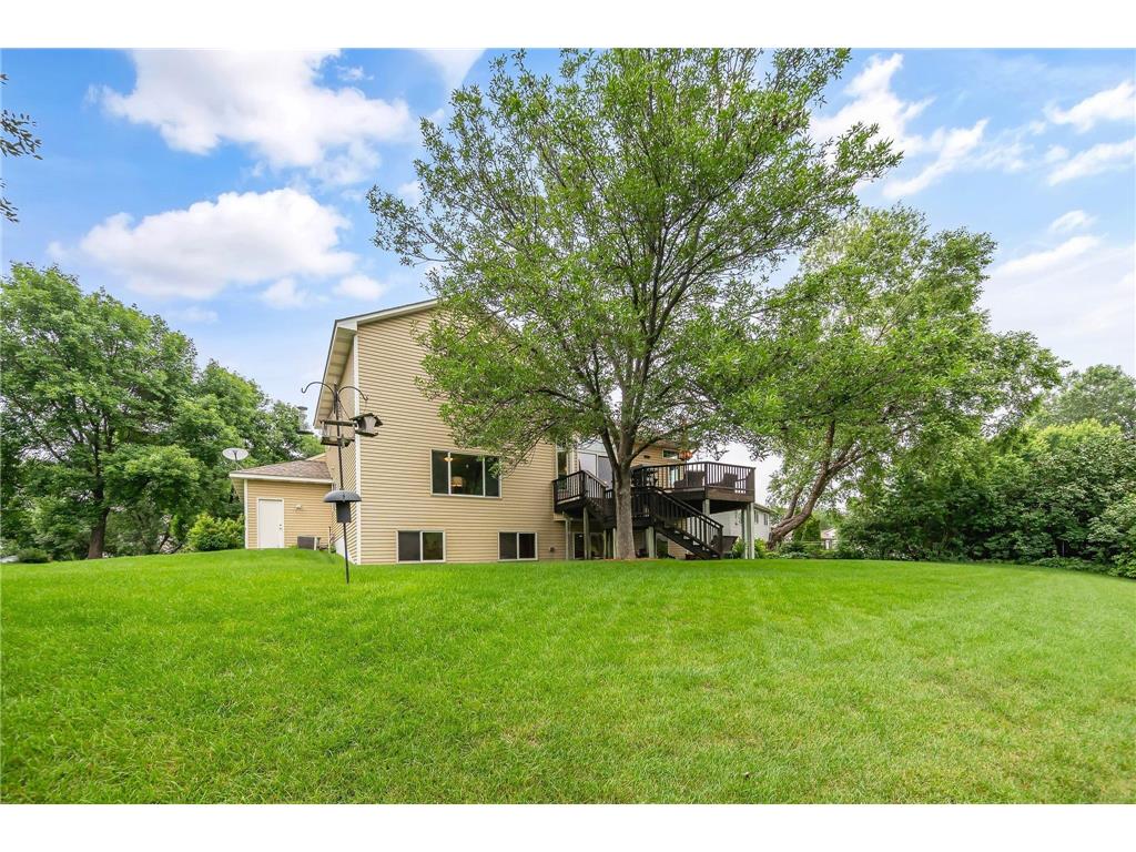 192 101st Court NE, Blaine, MN, 55434 | MLS: 6550229 | Edina Realty