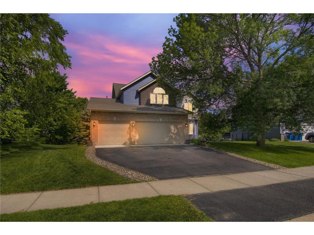 1933 Cardinal Drive, Shakopee, MN, 55379 | MLS: 6506638 | Edina Realty