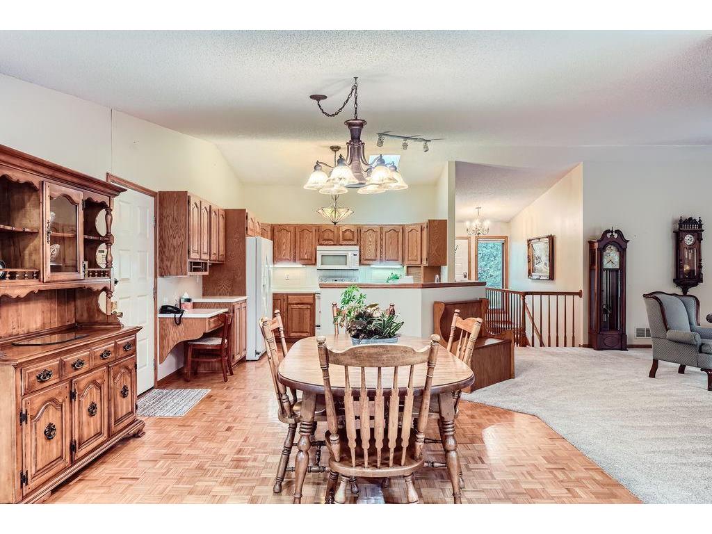 1933 Crown Point Drive, Mendota Heights, MN, 55118 | MLS: 6733920 ...
