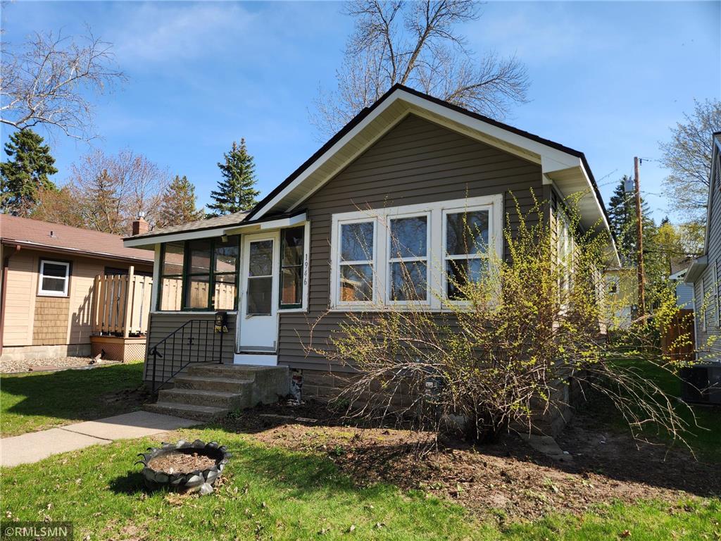 1946 Sherwood Avenue, Saint Paul, MN, 55119 | MLS: 6530660 | Edina Realty