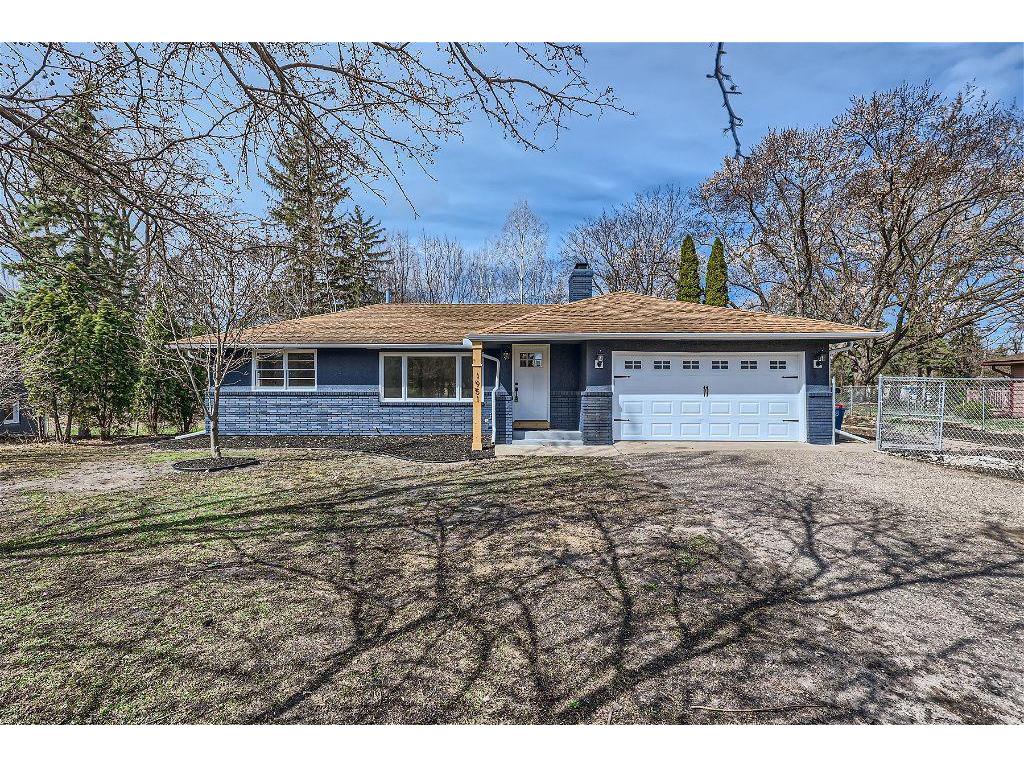1951 Regent Avenue N, Golden Valley, MN, 55422 | MLS: 6543830 | Edina ...