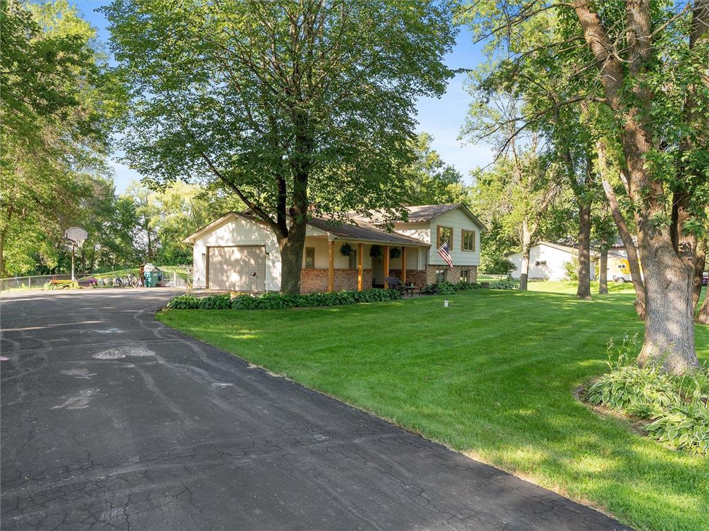 19720 Jackie Lane, Corcoran, MN, 55374 | MLS: 6754181 | Edina Realty