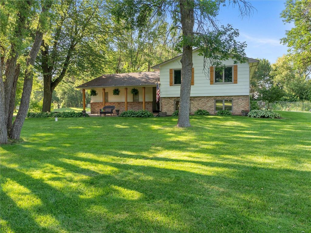 19720 Jackie Lane, Corcoran, MN, 55374 | MLS: 6754181 | Edina Realty