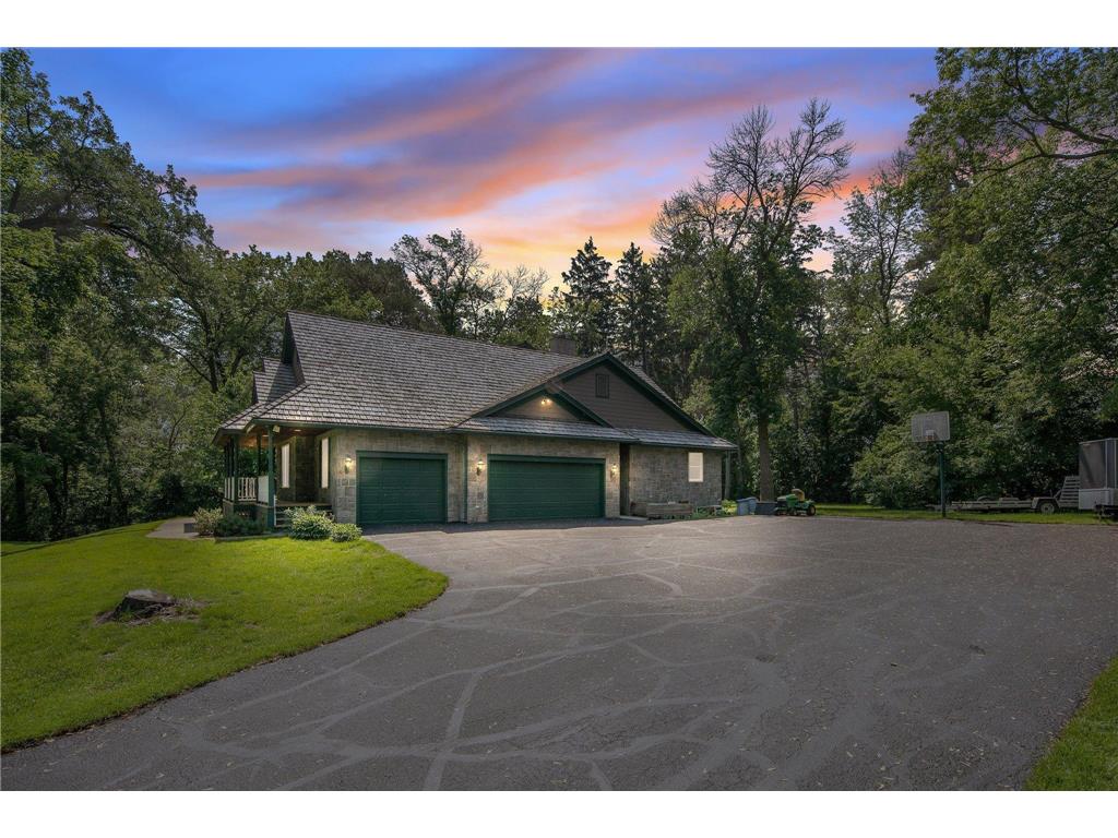 2 E Pleasant Lake Road, North Oaks, MN, 55127 | MLS: 6717642 | Edina Realty