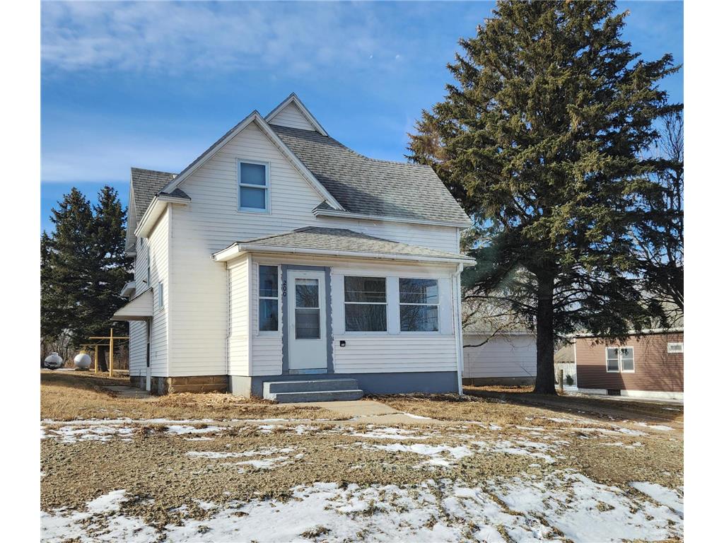 200 3rd Street, Russell, MN, 56169 | MLS: 6651216 | Edina Realty