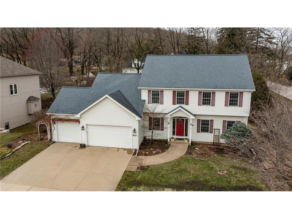 2003 Abigail Lane SW, Rochester, MN, 55902 | MLS: 6706780 | Edina Realty