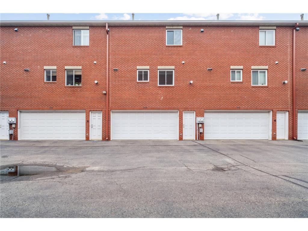 2009 Grand Avenue, Saint Paul, MN, 55105 | MLS: 6825849 | Edina Realty