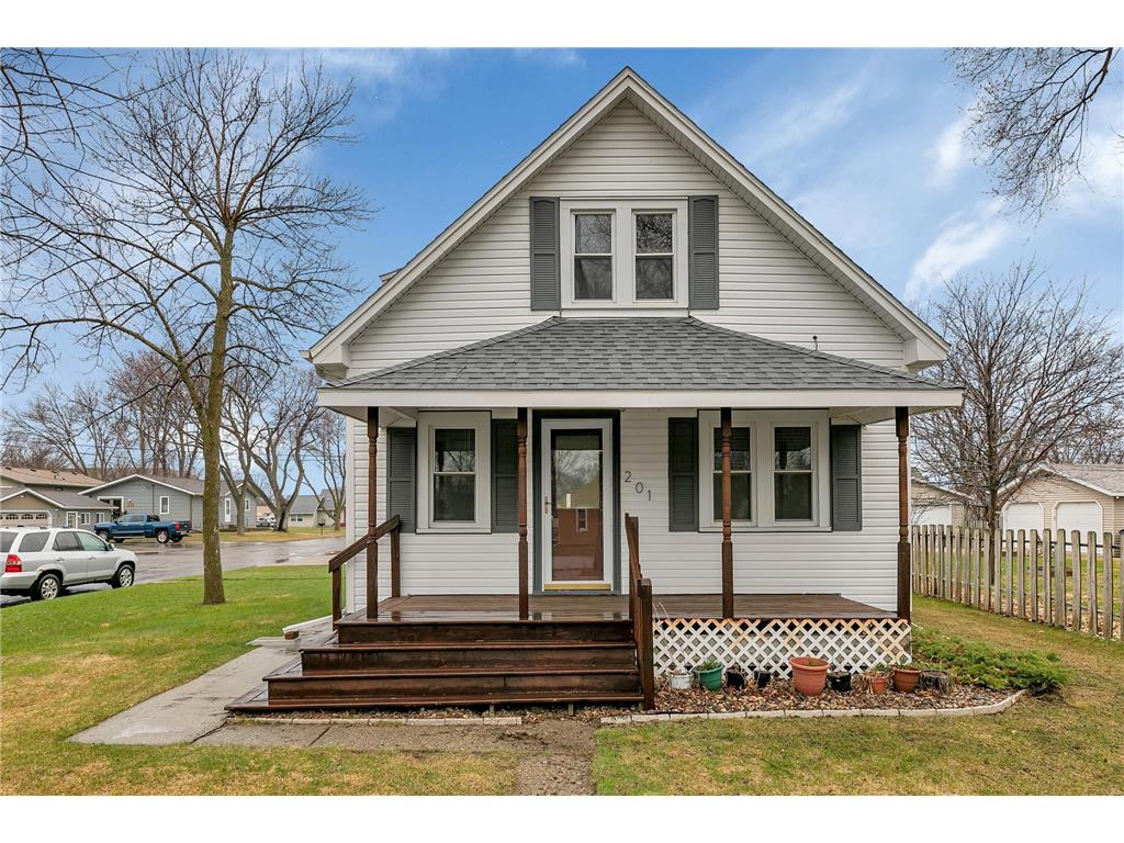 201 35th Avenue N, Saint Cloud, MN, 56303 | MLS: 6364983 | Edina Realty