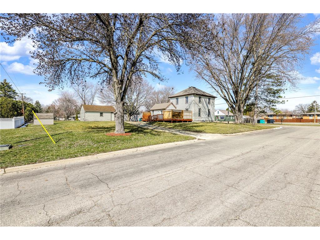 201 Barney Street, Owatonna, MN, 55060 | MLS: 6511013 | Edina Realty