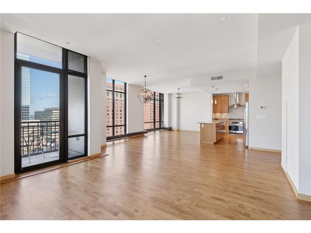 201 S 11th Street #1700, Minneapolis, MN, 55403 | MLS: 6724014 | Edina ...