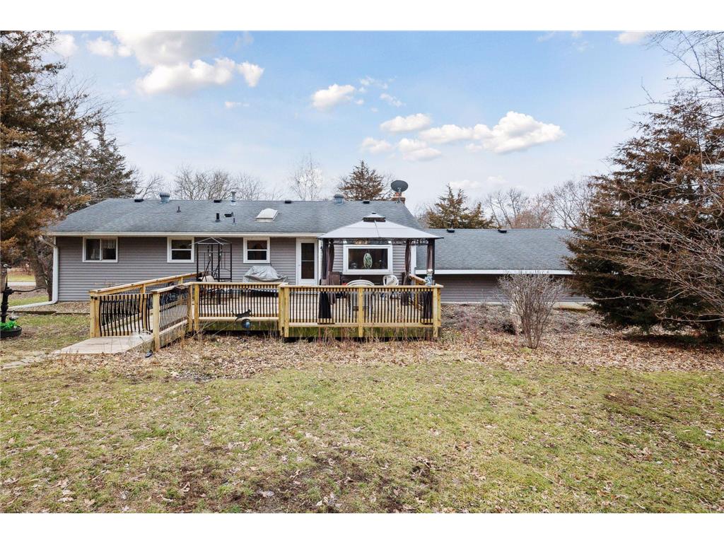 201 Townes Lane, Minnetonka, MN, 55391 | MLS: 6486927 | Edina Realty