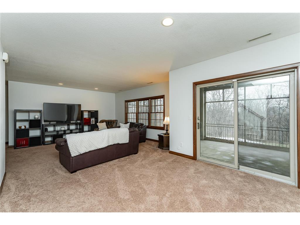 2011 Baihly Heights Drive SW, Rochester, MN, 55902 | MLS: 7013079 ...