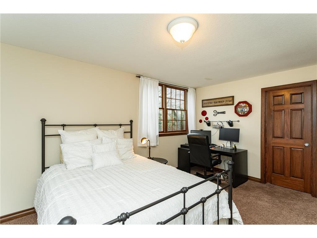 2011 Baihly Heights Drive SW, Rochester, MN, 55902 | MLS: 7013079 ...