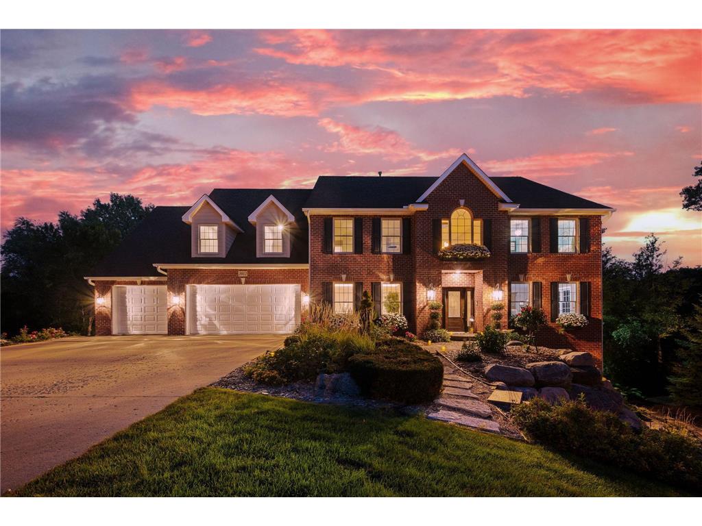 2012 Pine Ridge Drive, West Saint Paul, MN, 55118 | MLS: 6707431 ...