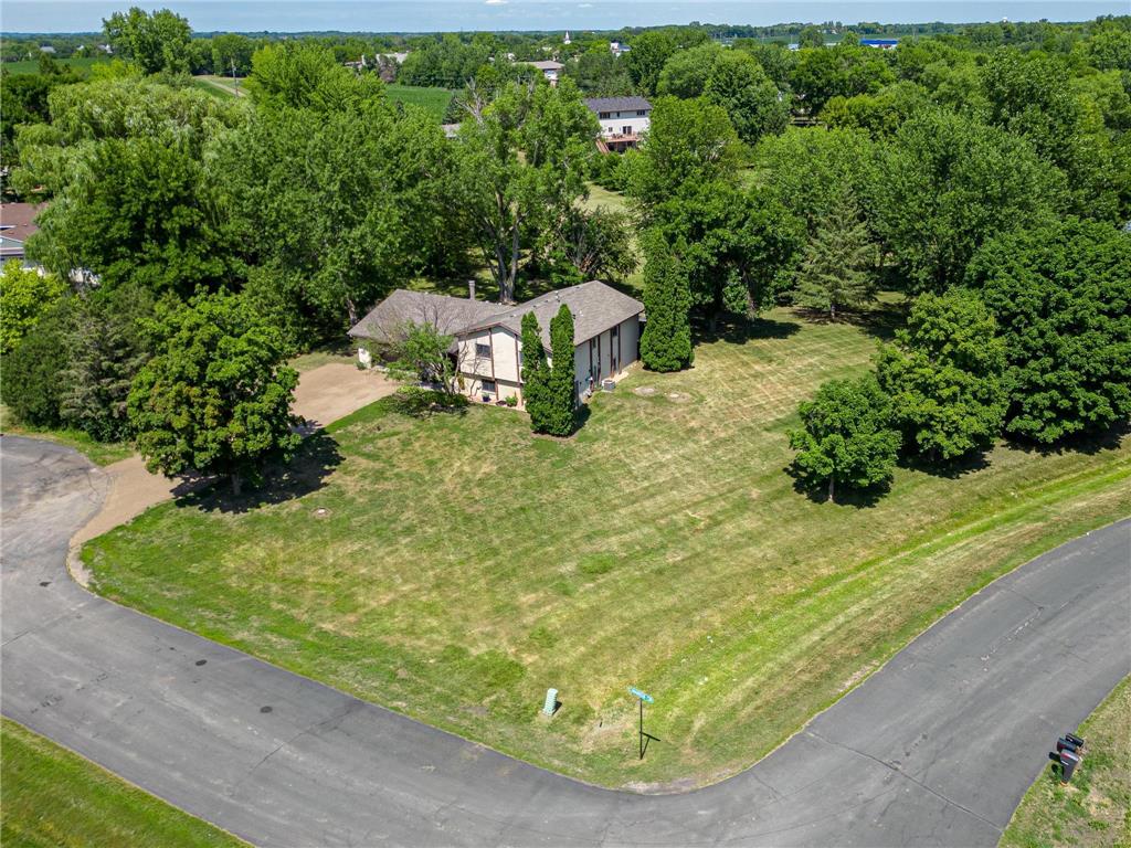 20128 Cimarron Circle, Corcoran, MN, 55340 | MLS: 6401208 | Edina Realty