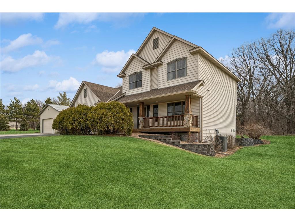 20141 Eidelweiss Street NW, Oak Grove, MN, 55011 | MLS: 6709063 | Edina Realty