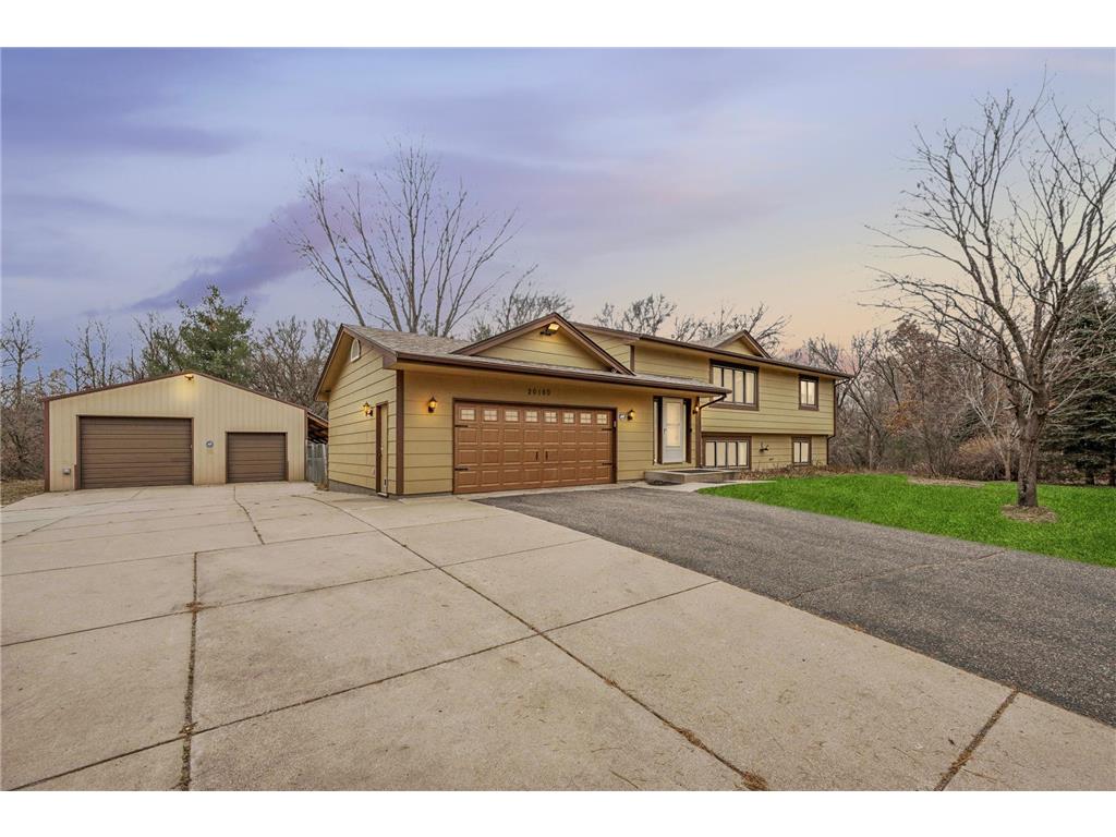 20160 Poppy Street NW, Oak Grove, MN, 55303 | MLS: 6626298 | Edina Realty