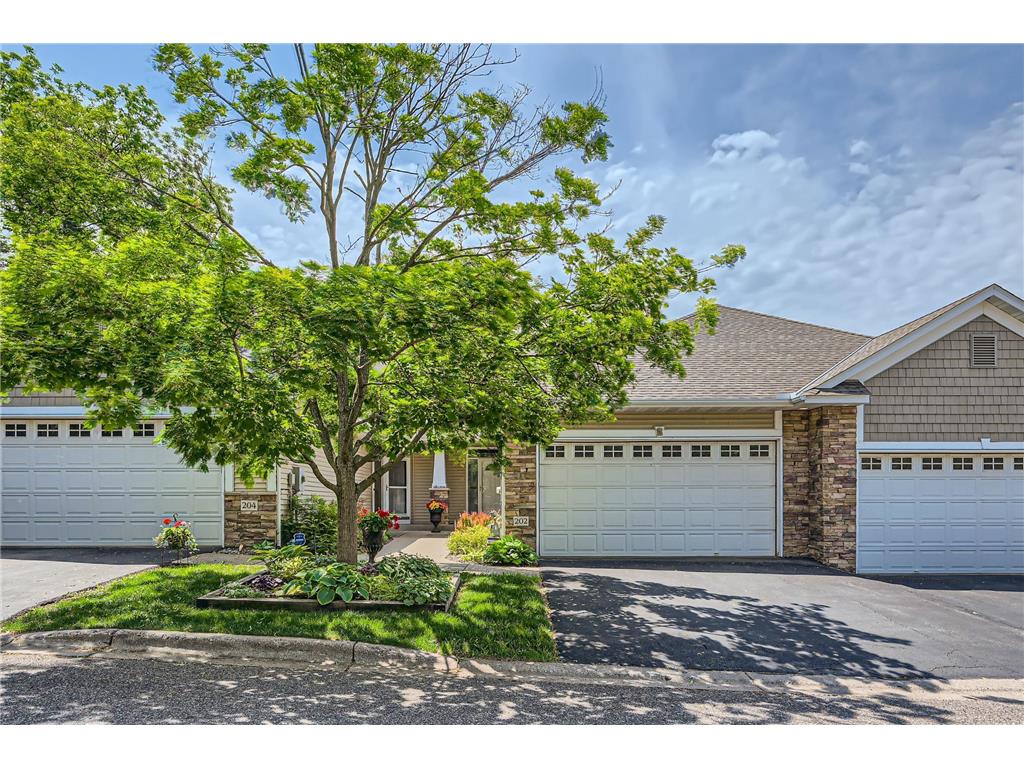 202 Thompson Avenue E, West Saint Paul, MN, 55118 | MLS: 6352418 ...