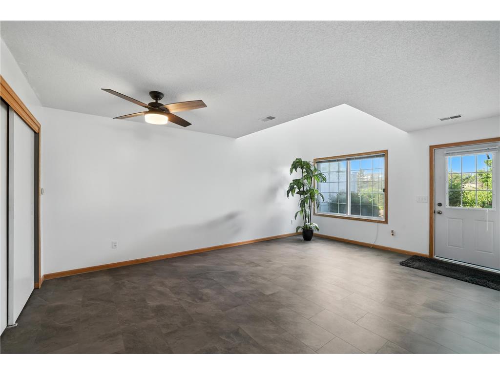 2025 Southcross Drive W #204, Burnsville, MN, 55306 | MLS: 6742683 ...