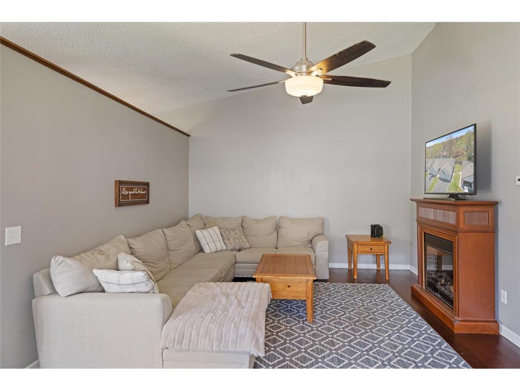 20293 Hunter Court, Lakeville, MN, 55044 | MLS: 6730211 | Edina Realty