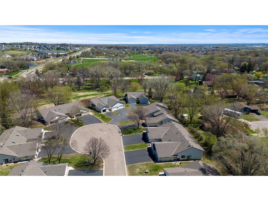 20293 Hunter Court, Lakeville, MN, 55044 | MLS: 6730211 | Edina Realty