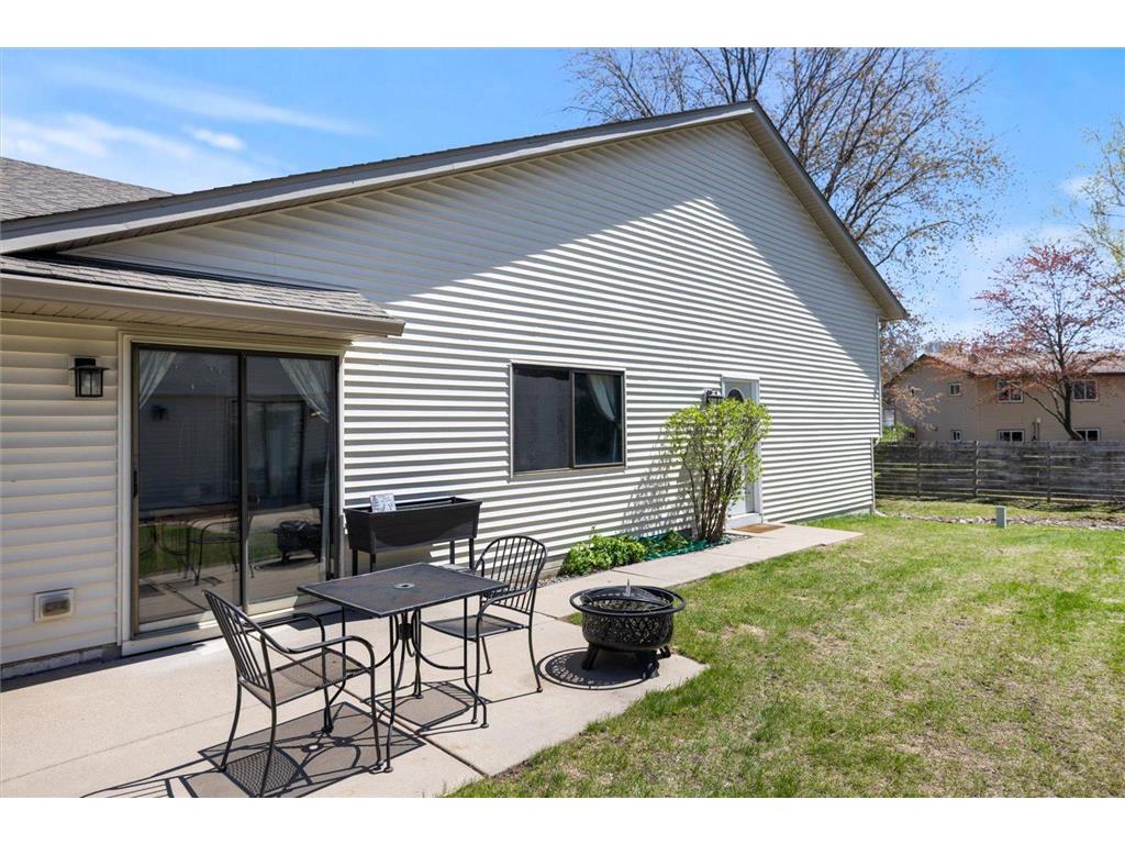 20293 Hunter Court, Lakeville, MN, 55044 | MLS: 6730211 | Edina Realty