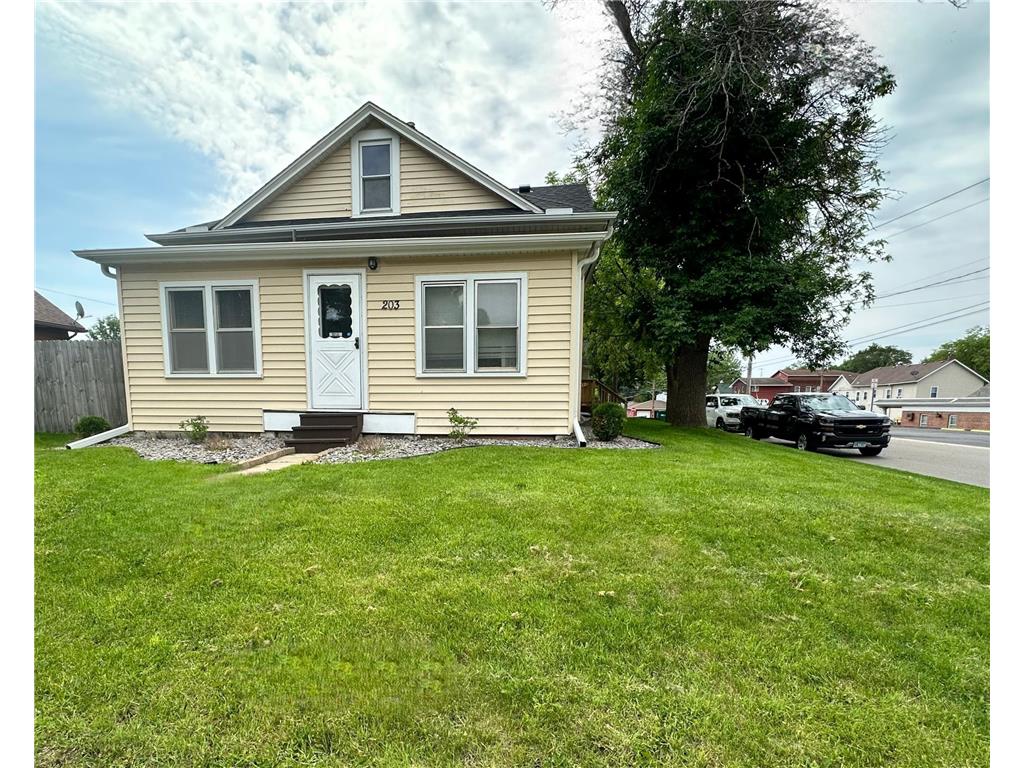 203 Lake Street E, Cologne, MN, 55322 | MLS: 6734154 | Edina Realty