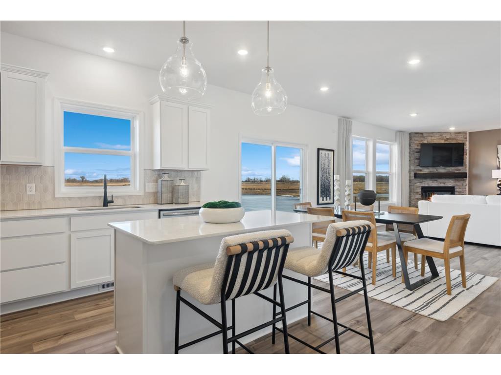 2033 Hadley Hills Drive NE, Rochester, MN, 55906 | MLS: 6802130 | Edina ...