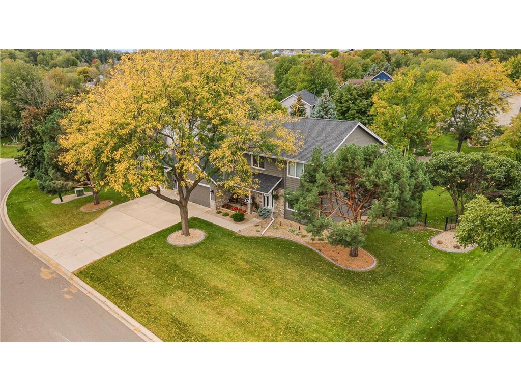 20392 Kensington Way, Lakeville, MN, 55044 | MLS: 6443898 | Edina Realty