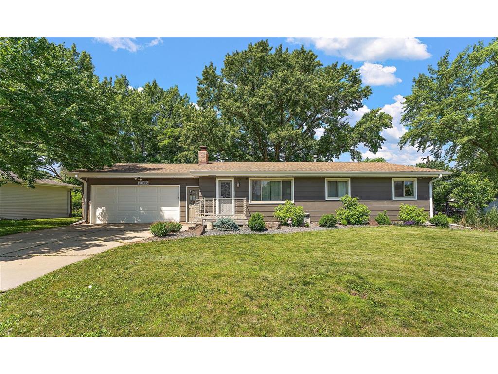 20395 Hughes Avenue W, Lakeville, MN, 55044 | MLS: 6741575 | Edina Realty