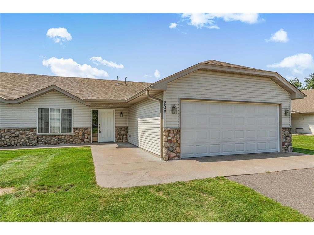 204 Appaloosa Court, Braham, MN, 55006 | MLS: 6755541 | Edina Realty
