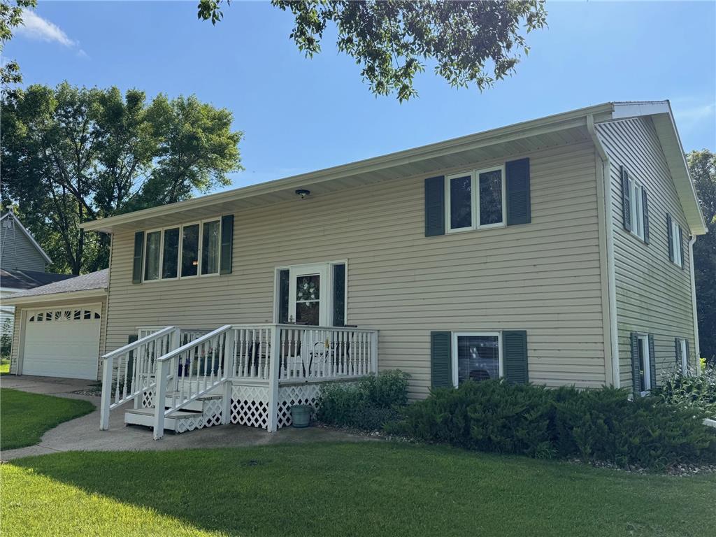 204 Washington Street N, Saint Leo, MN, 56264 | MLS: 6752879 | Edina Realty