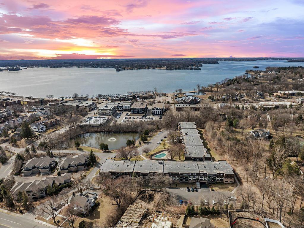 205 Barry Avenue S #208, Wayzata, MN, 55391 | MLS: 6772481 | Edina Realty