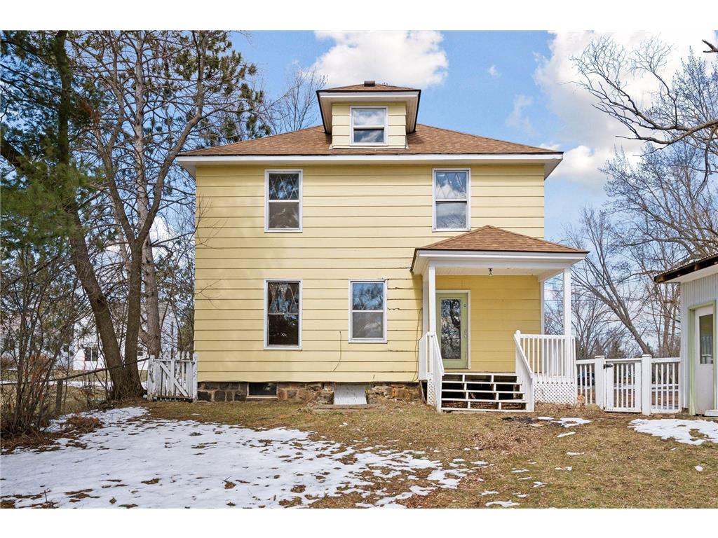 205 Lark Street, Sandstone, MN, 55072 | MLS: 6513171 | Edina Realty