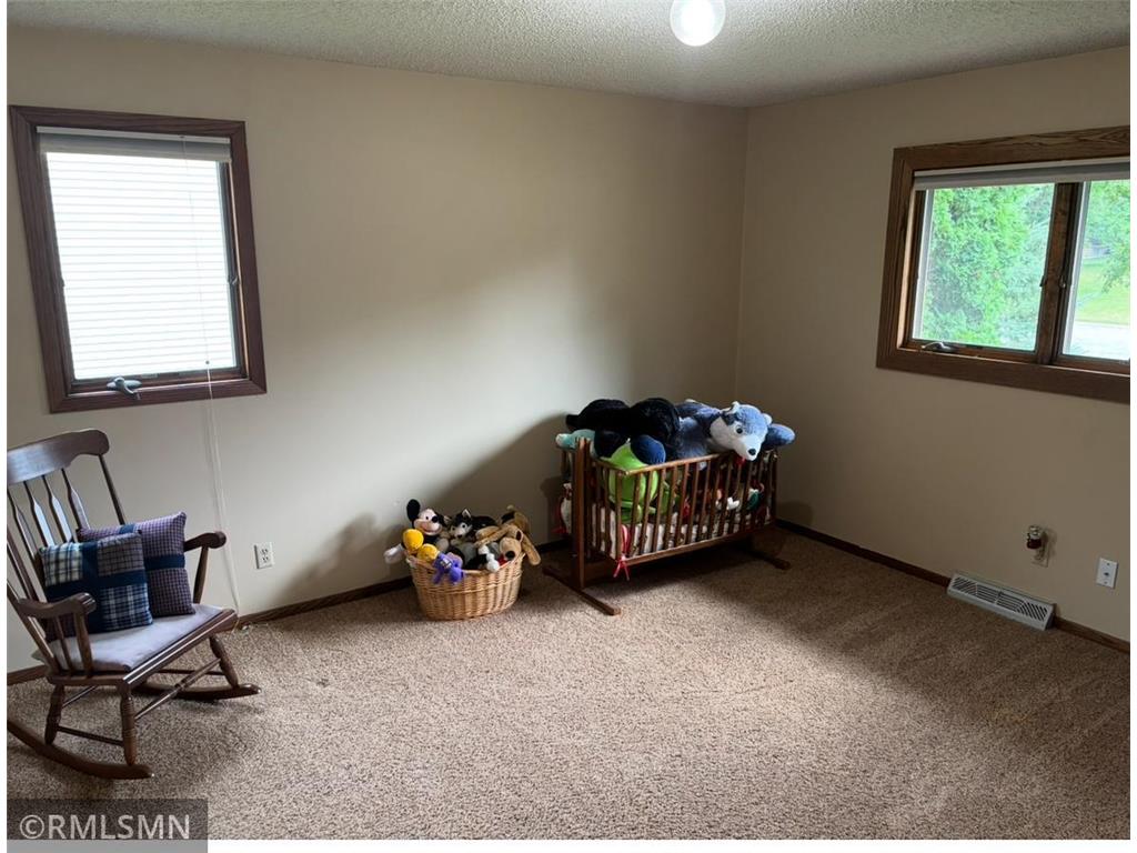 205 Wacker Drive, Glencoe, MN, 55336 | MLS: 6768627 | Edina Realty