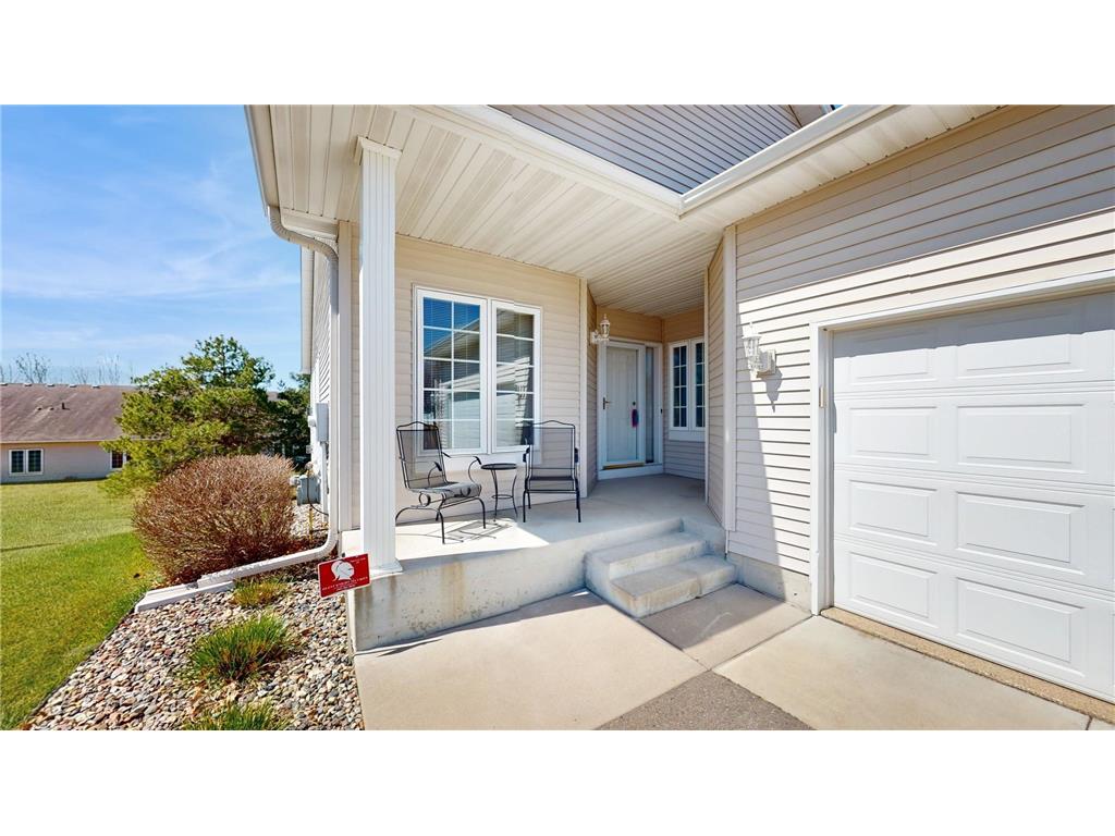 20519 Eastview Avenue, Farmington, MN, 55024 | MLS: 6519350 | Edina Realty