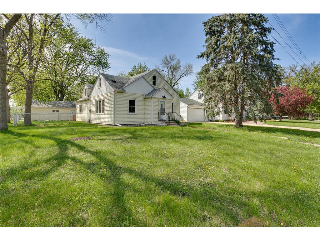20585 Howland Avenue W, Lakeville, MN, 55044 | MLS: 6349729 | Edina Realty