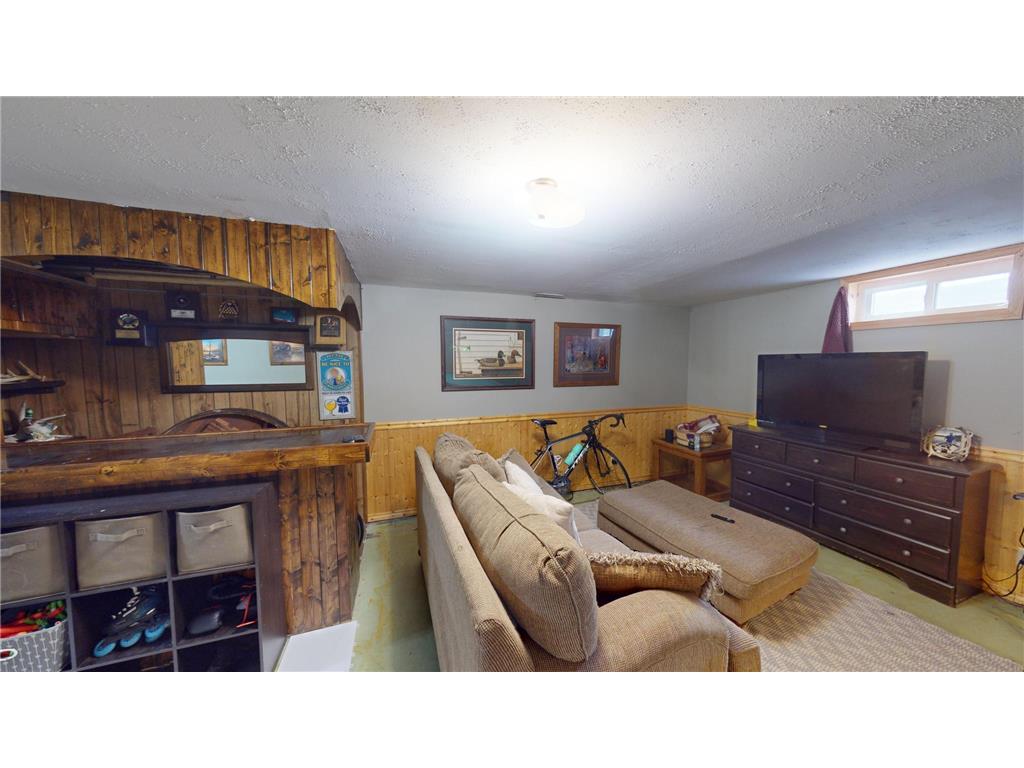 206 1st Avenue NE, Clarks Grove, MN, 56016 | MLS: 6507772 | Edina Realty